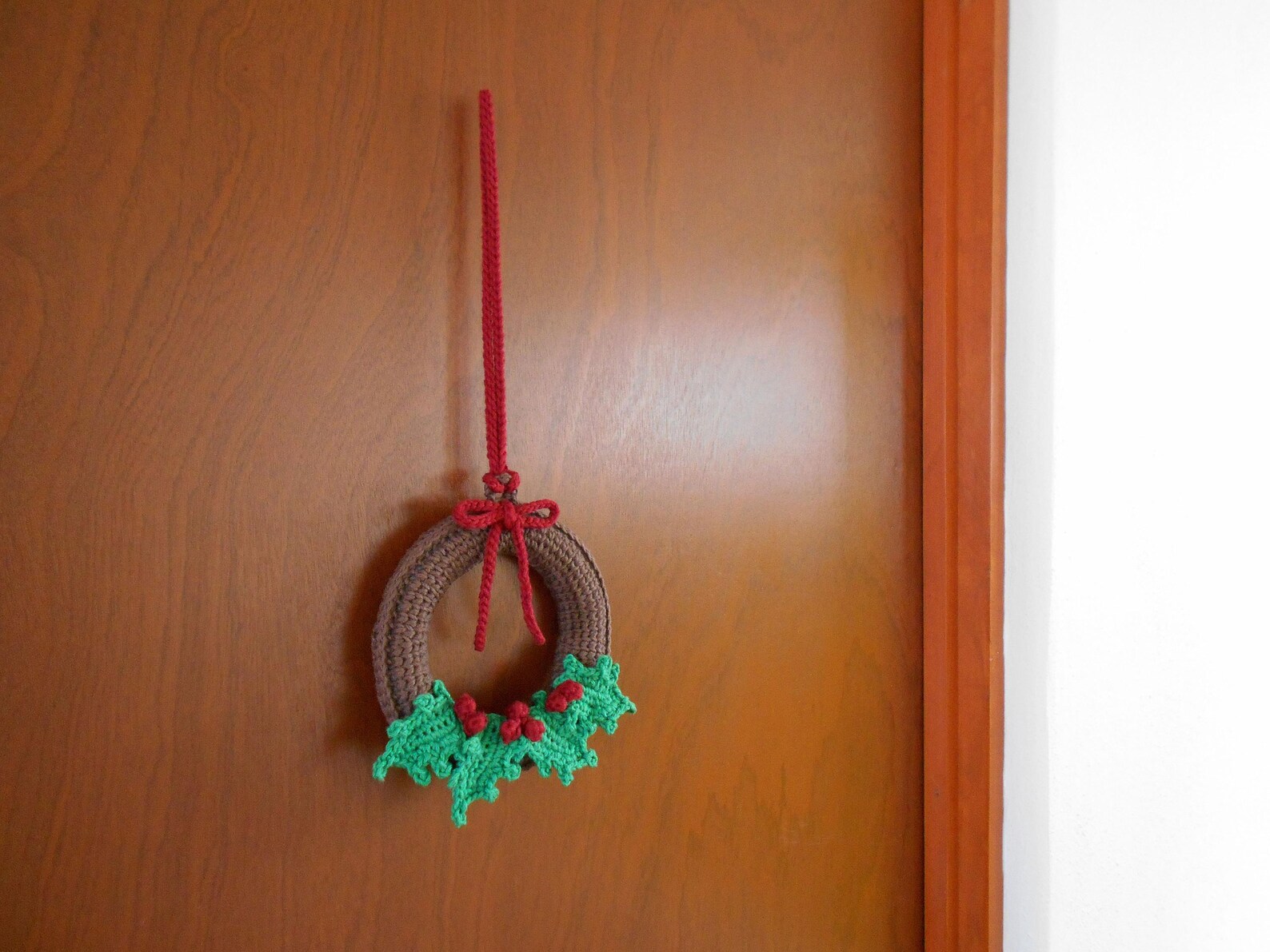 Crochet Pattern: Holly Mini Wreath Christmas Home Decor (PDF Pattern ...