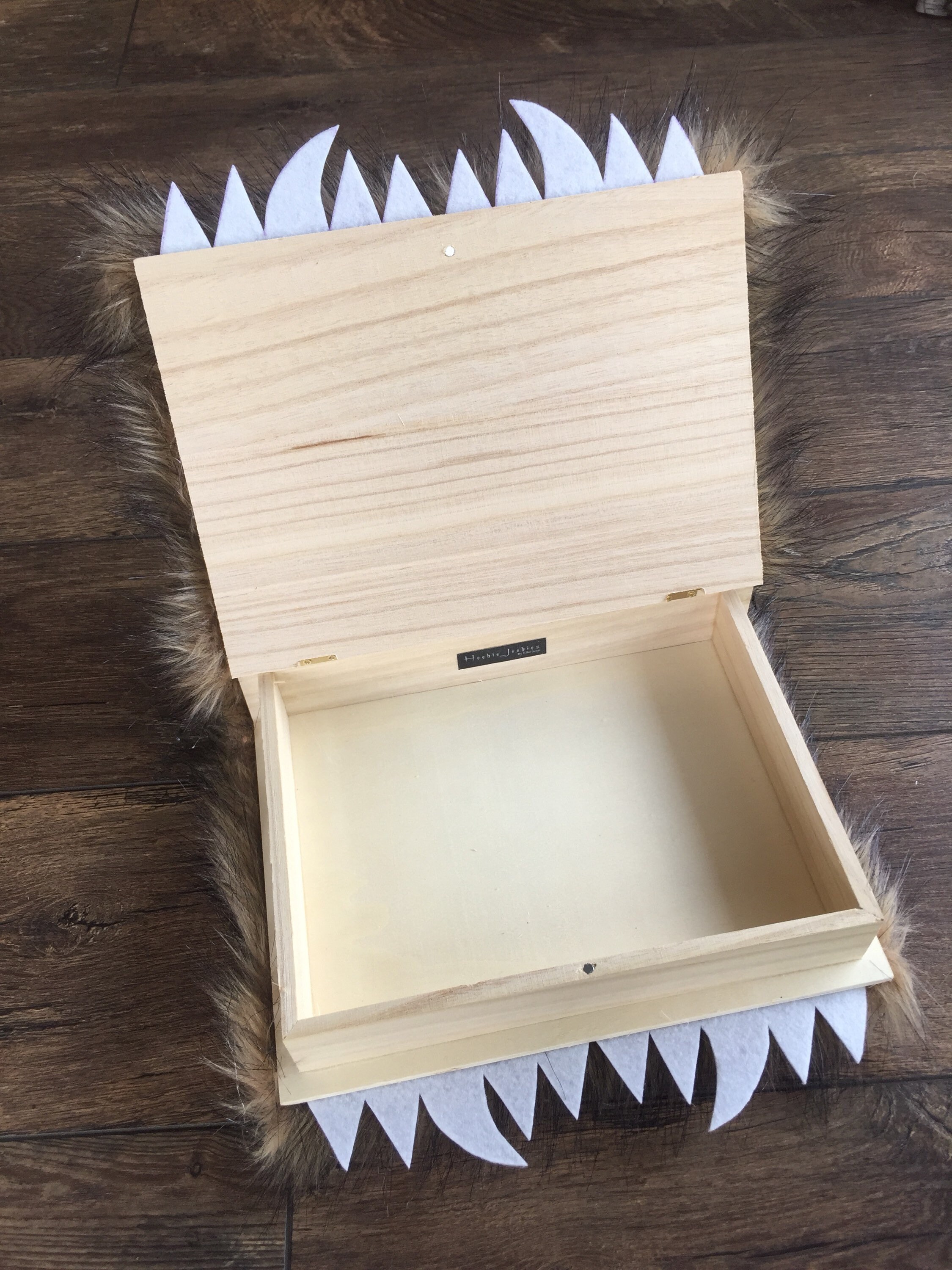 Custom Furry Monster Book Box - Etsy