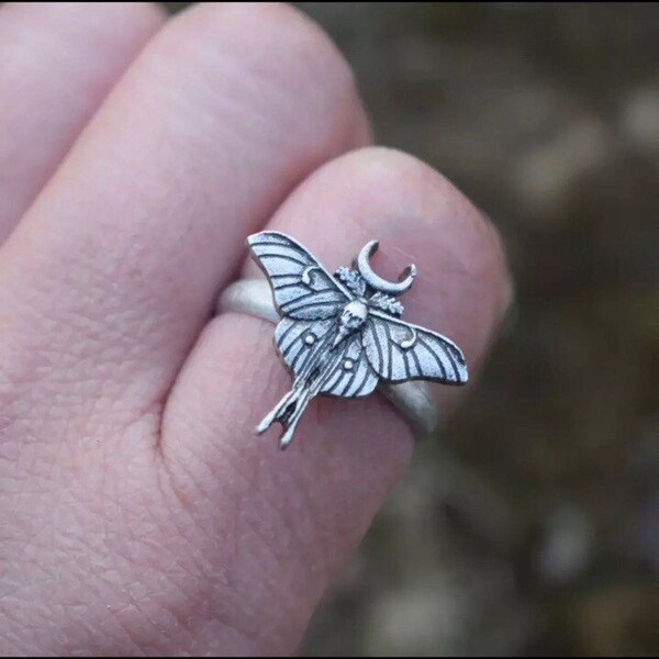 Moth Ring - Etsy
