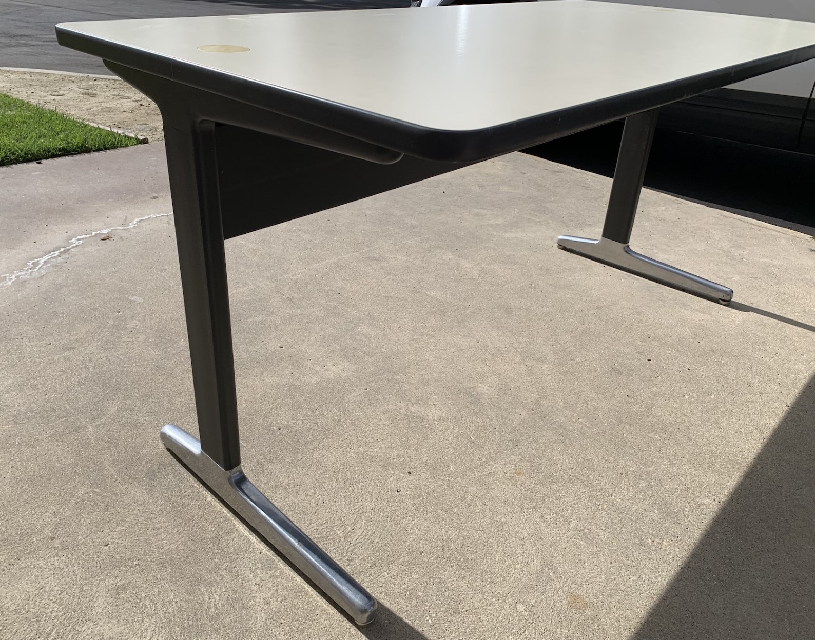Herman Miller Desk (shipping is NOT Included) - Etsy
