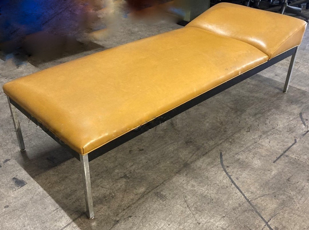 1960s 1970s Era Florence Knoll Style Chaise Lounge by Interroyal ...
