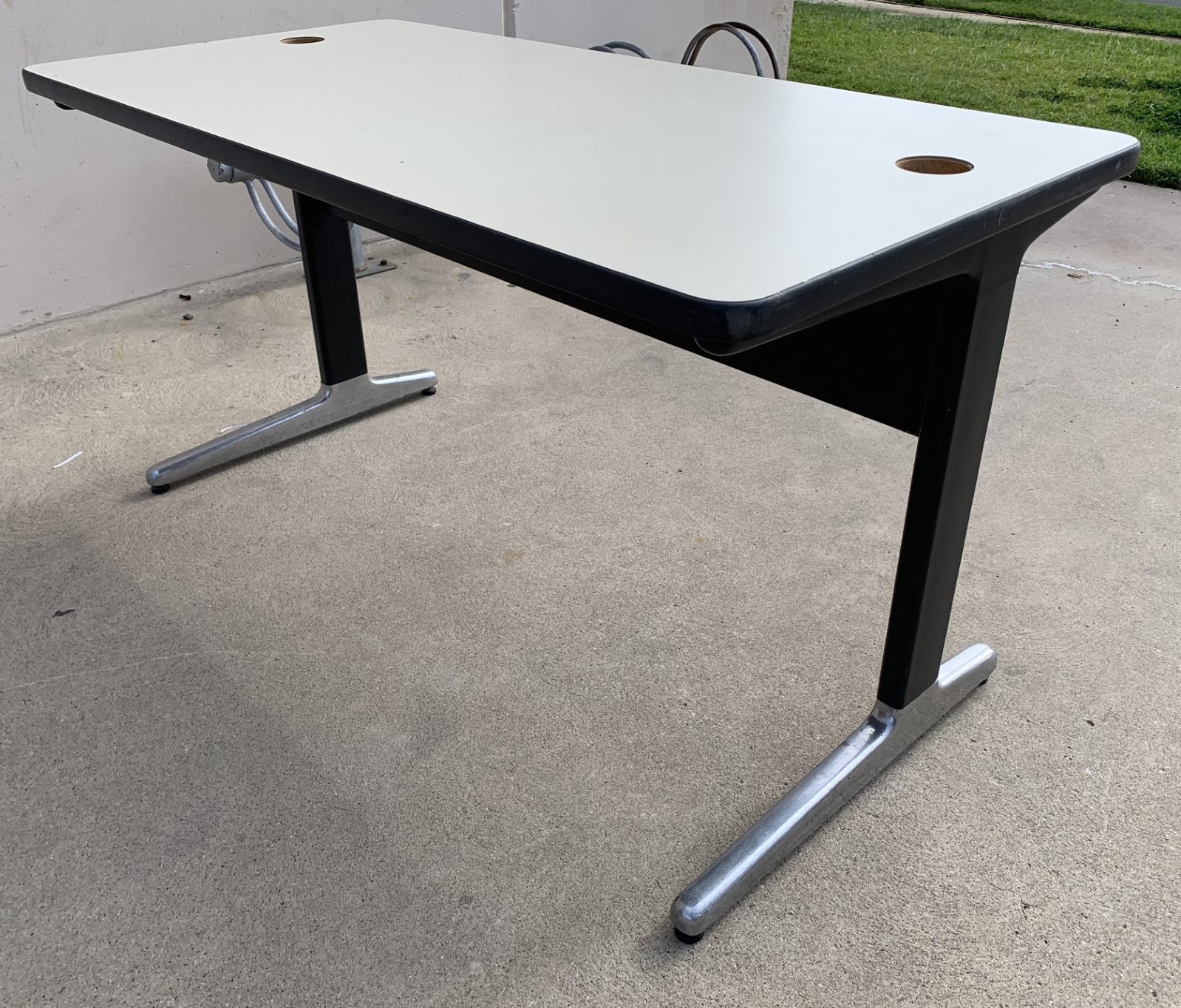Herman Miller Desk *(shipping NOT Included) - Etsy