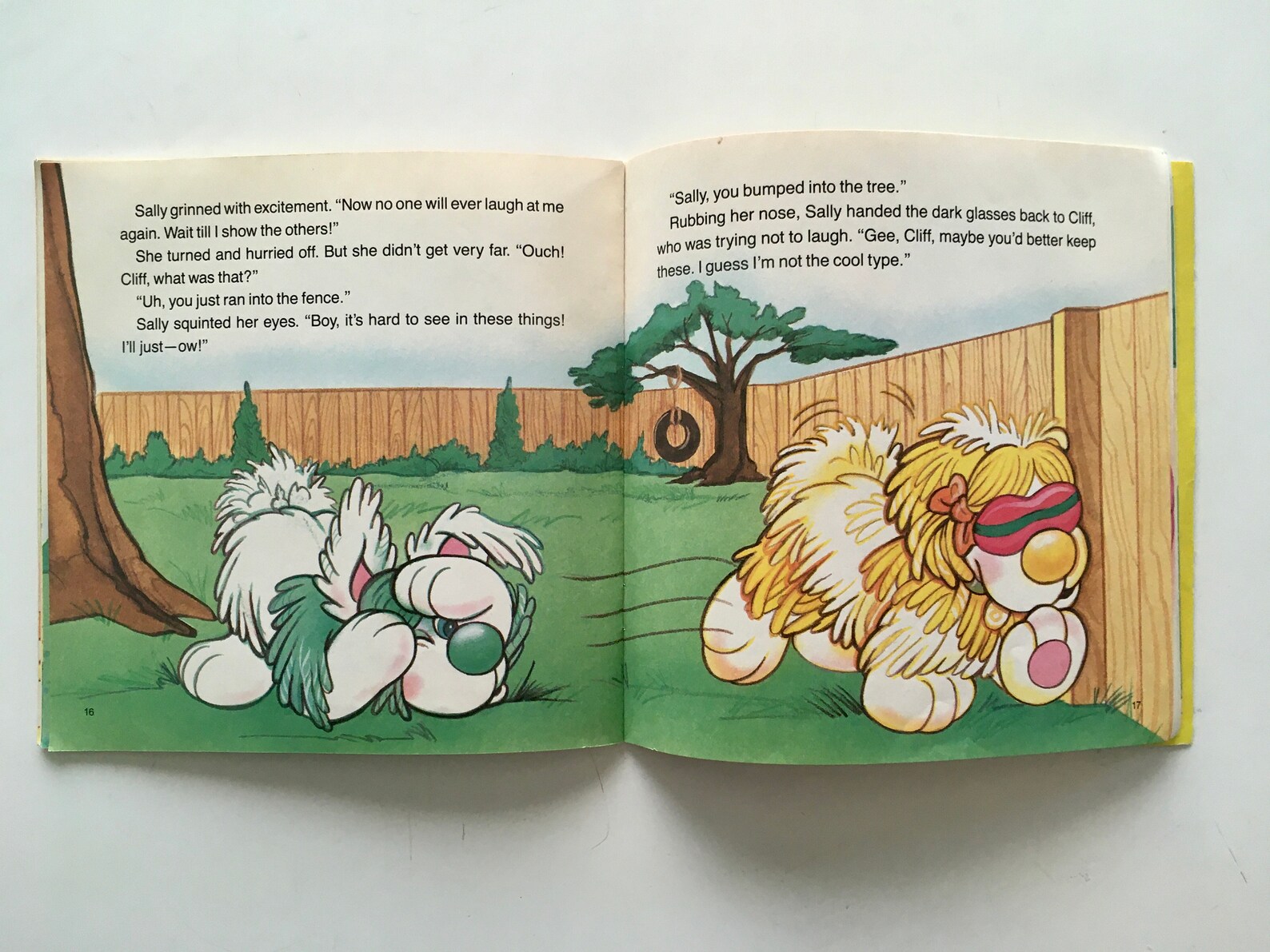 Fluppy Dogs: the Happiest Fluppy 7' Vinyl Record / Book - Etsy