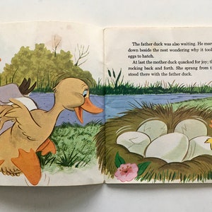 The Ugly Duckling 7' Vinyl Record / 24 Page Book, Disneyland - 340 ...