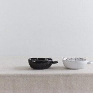 Vintage Pair of Patterned Studio Pottery Bowls With Handles - Etsy