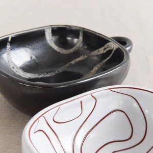 Vintage Pair of Patterned Studio Pottery Bowls With Handles - Etsy