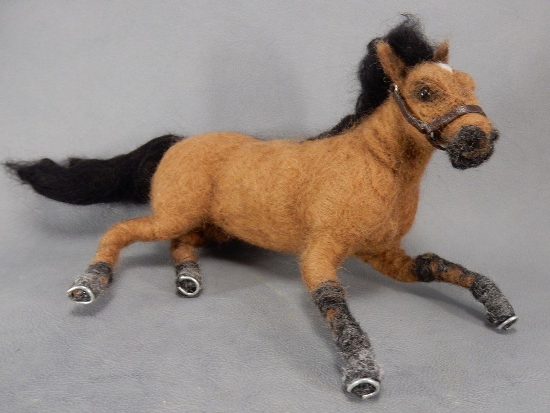 Needle Felted Arabian Horse Replica: Custom Wool Sculpture Flexible - Etsy