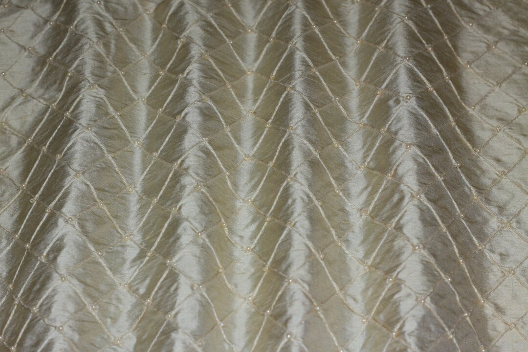 Cream Diamond Pintuck Dupioni Shantung W/beads 100% Silk Fabric, 50 ...