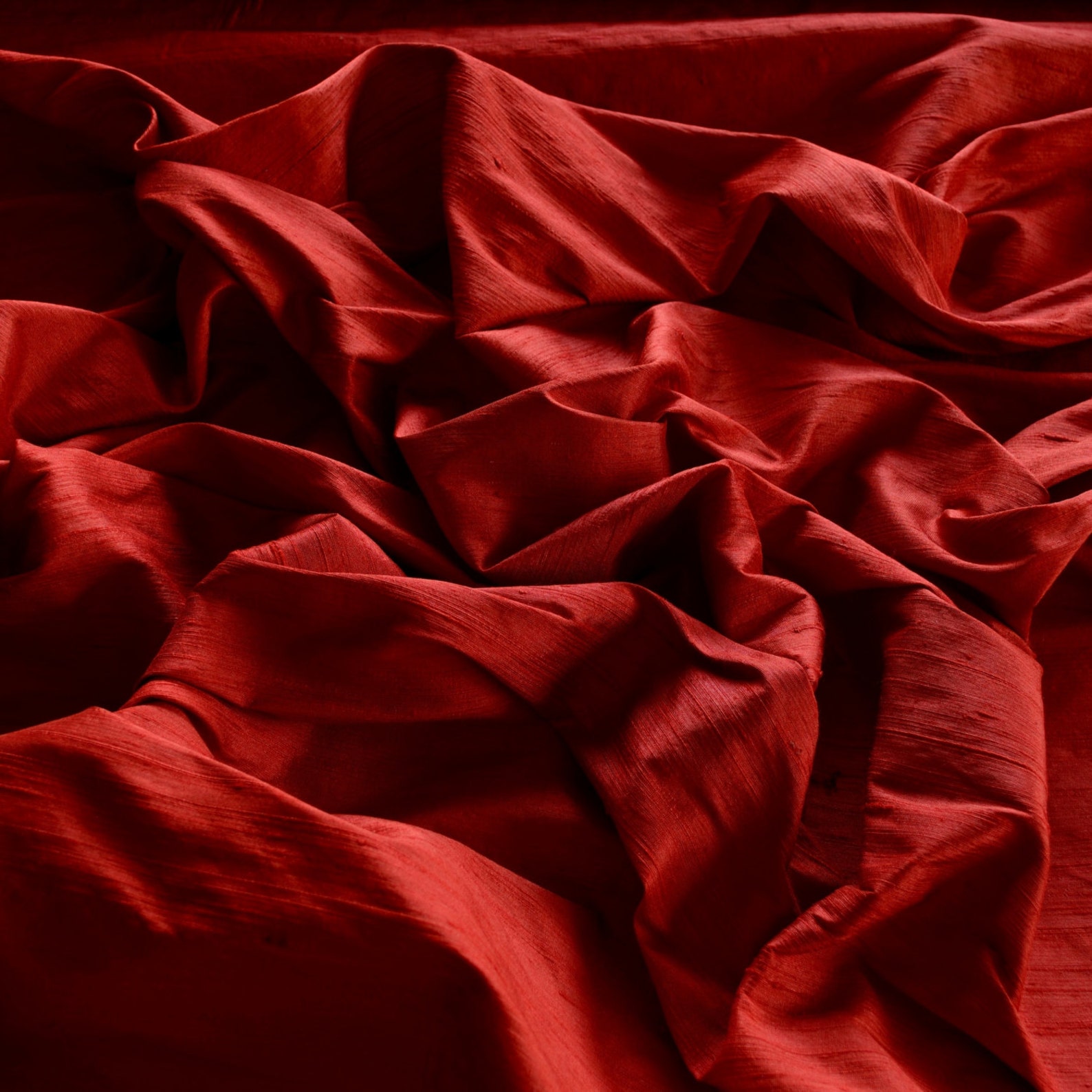 Carmine Red/deep Red Dupioni Silk, 100% Silk Fabric, 44" Wide or 54 ...