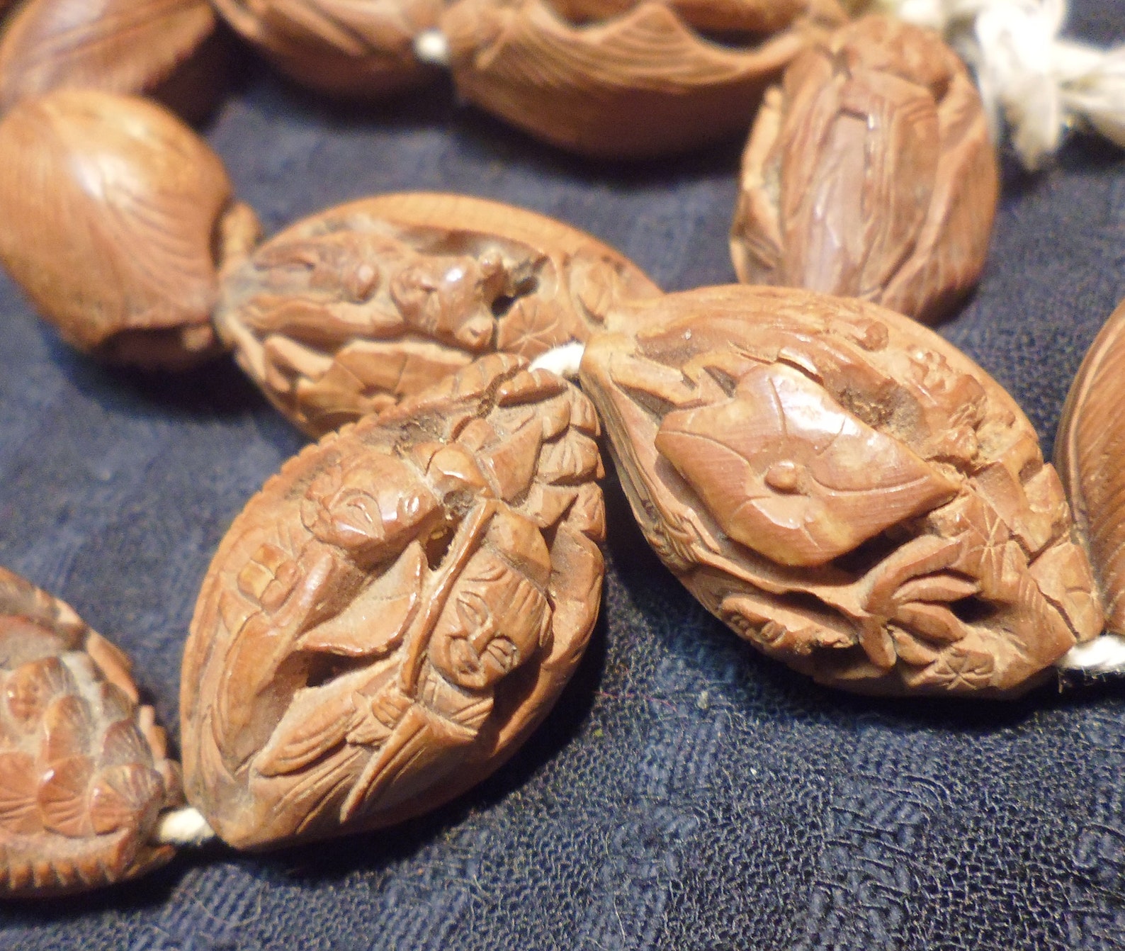 Set 3 Ten Rare Old Highly Detailed Chinese Carved Olive | Etsy