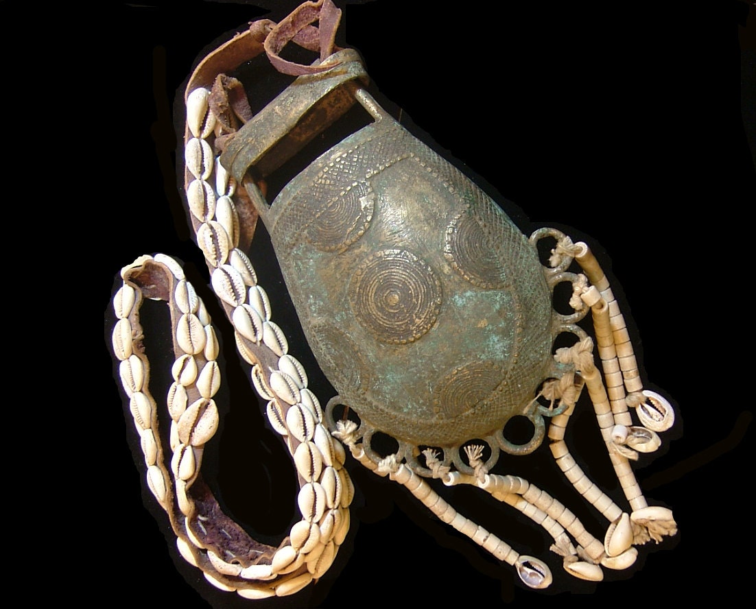 Very Old Brass Gun Powder Pouch From Zair/congo, With Cowrie Shell ...