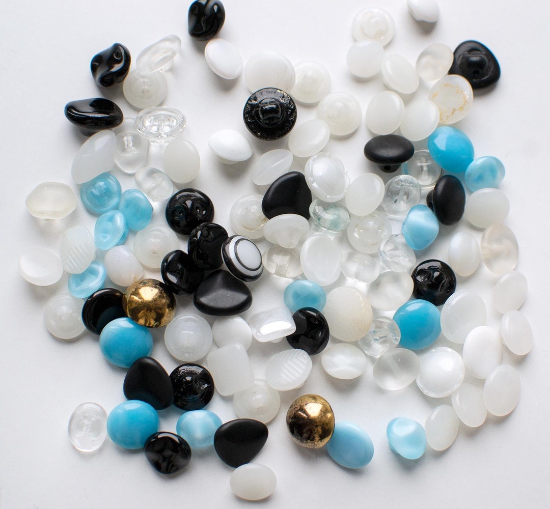 Vintage Small Glass Buttons Mix of 100 Pcs, Assorted Glass Buttons From ...