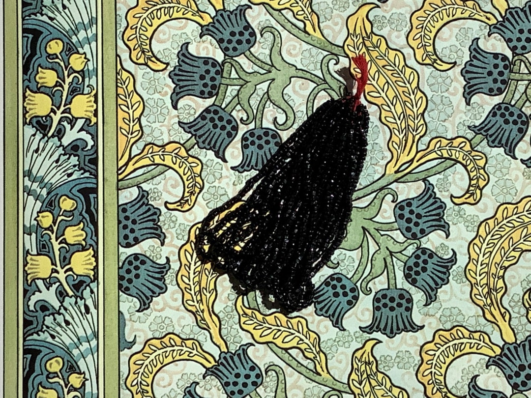 3-cut Jet Black Opaque Mini Hank Antique Vintage 10/0 to 11/0 - Etsy