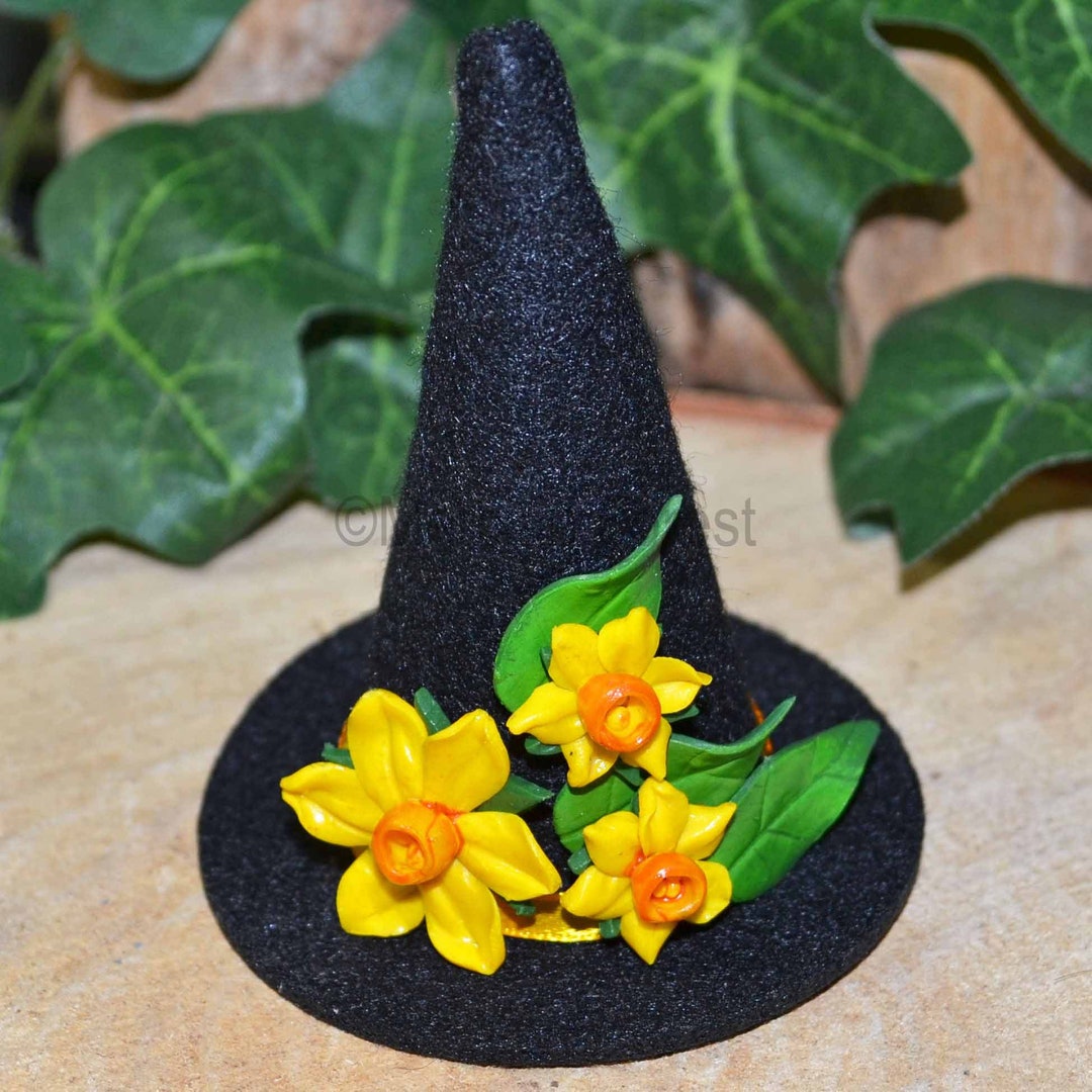 Pagan Decoration, Felt Witches Hat With Daffodils - Handmade Pagan ...