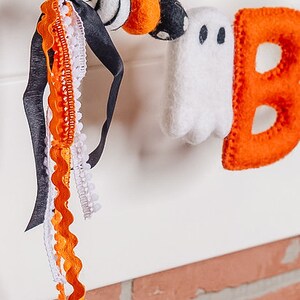 BOO Felt Garland: Ghost & Pom Halloween Decorations - Etsy