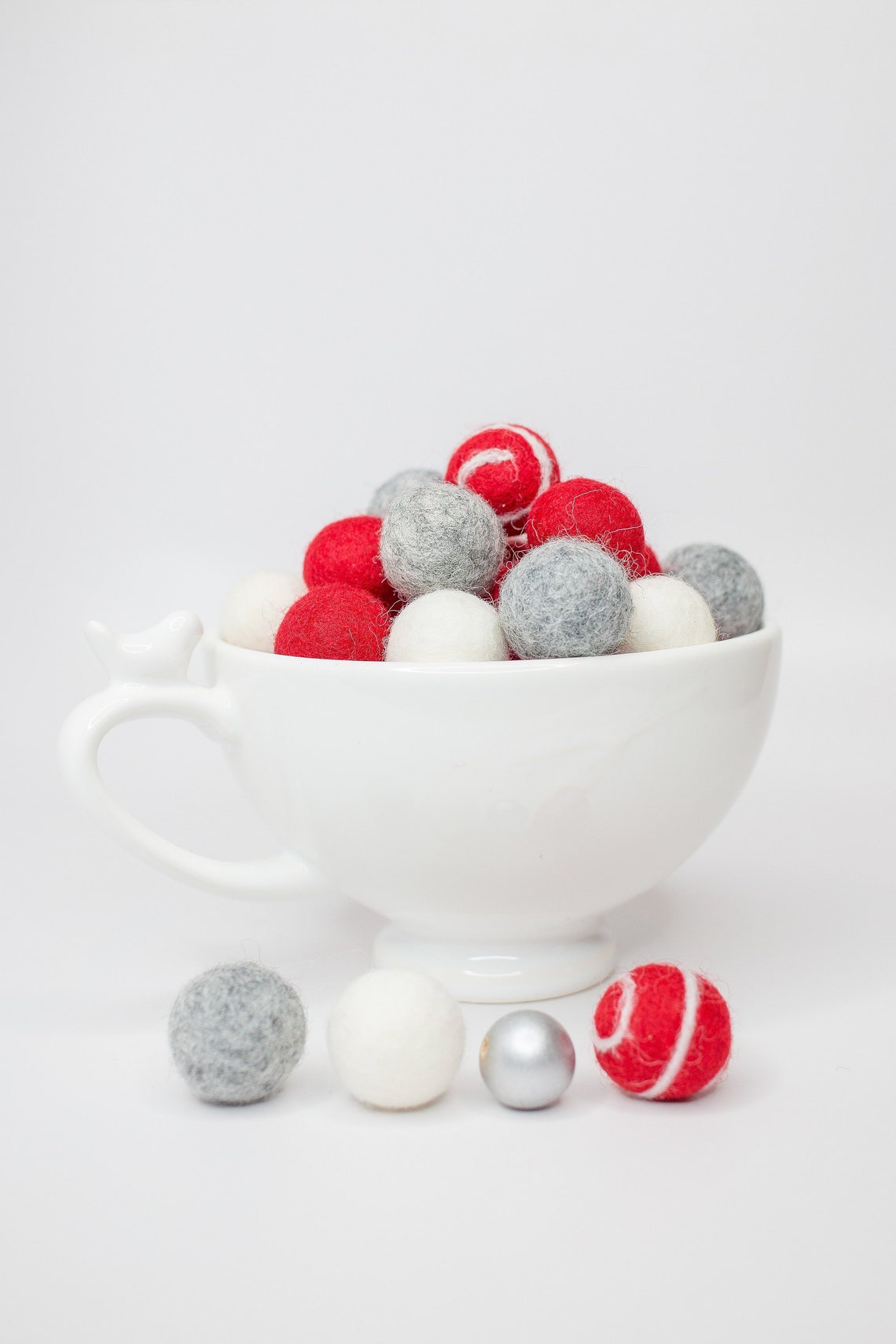 Christmas Felt Ball Garland wool Felt Balls tree Decor red - Etsy