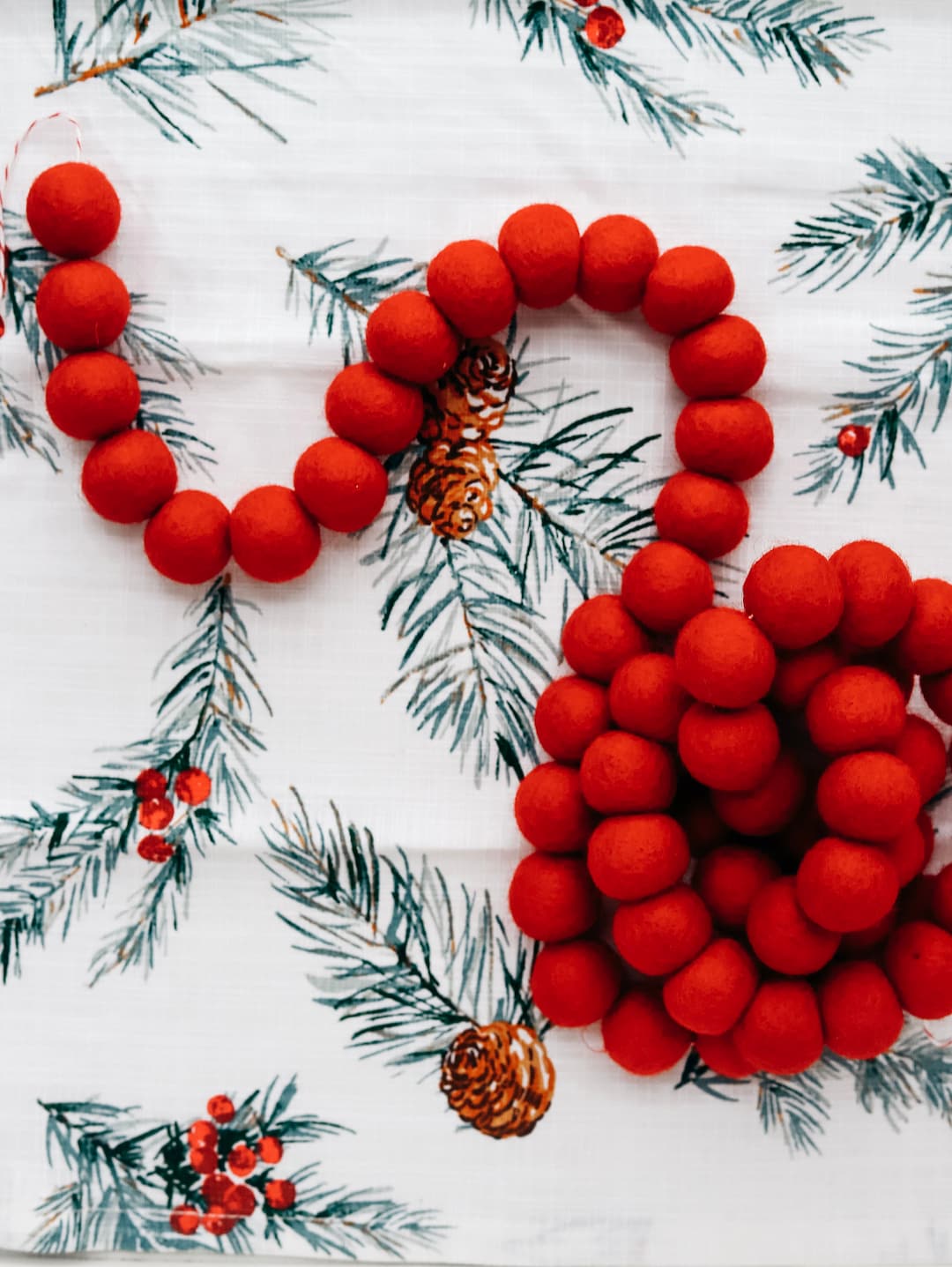 Red Wool Felt Ball Christmas Garland: Christmas Tree Trimming - Etsy