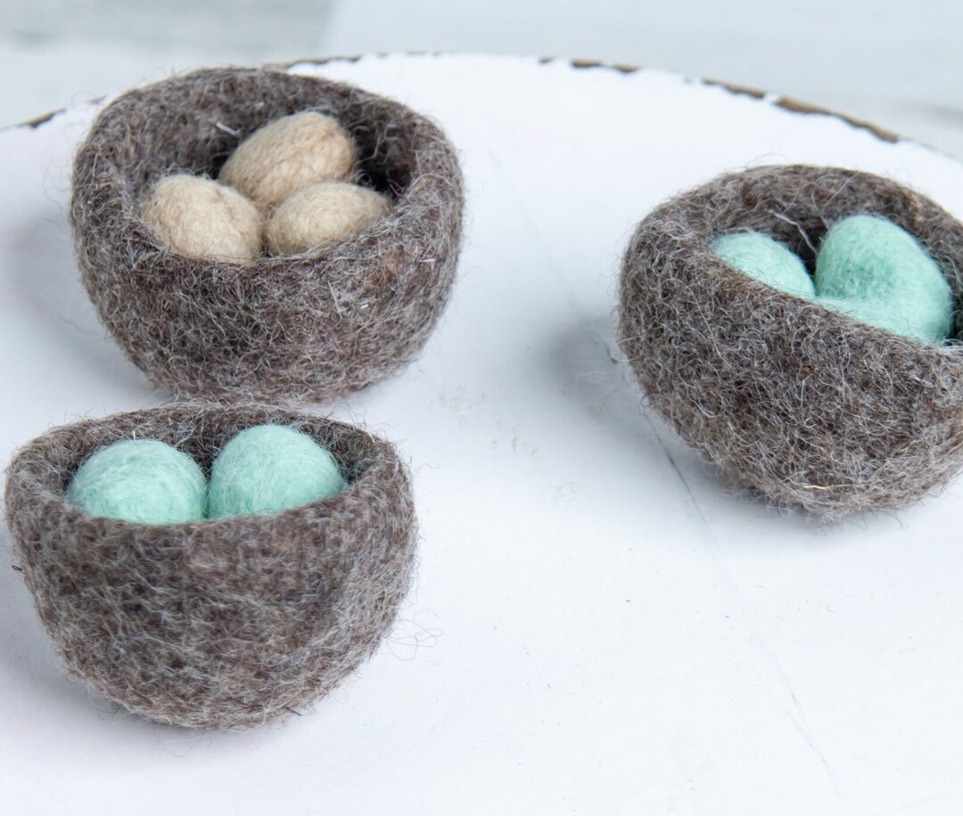 Small Felt Nest With 3 Wool Eggs: Spring Decor - Etsy