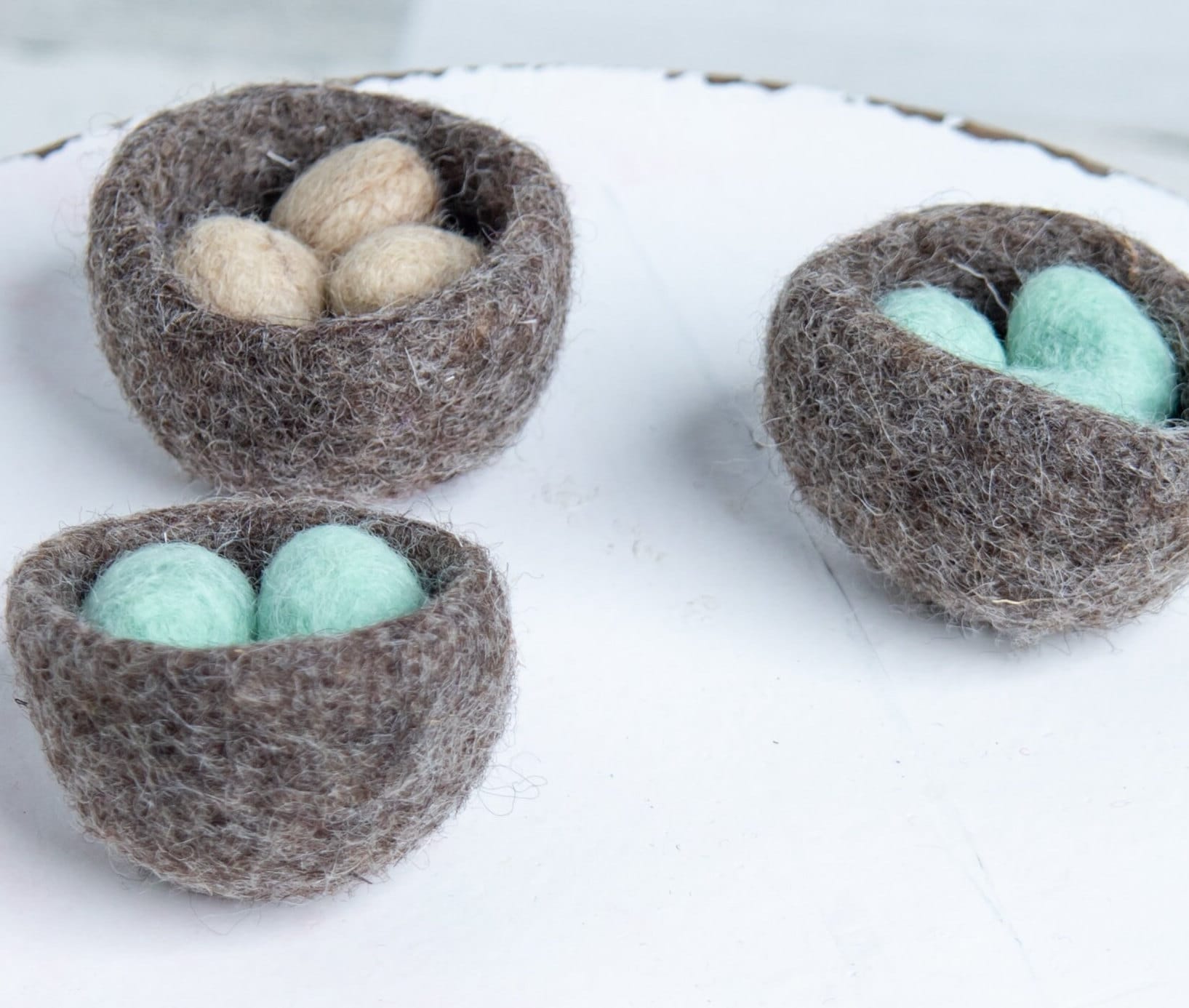 Small Felt Nest With 3 Wool Eggs: Spring Decor - Etsy