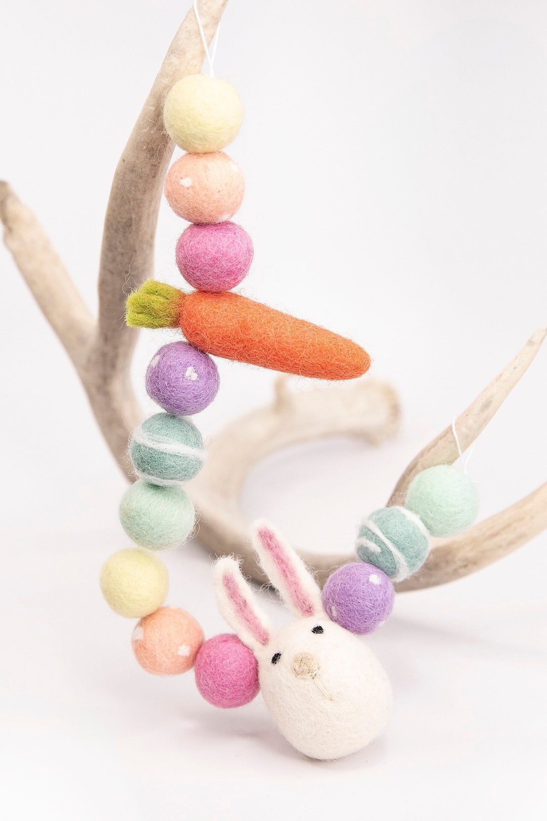 Boho Easter Garland: Felt Bunny, Carrot & Pastel Poms - Etsy