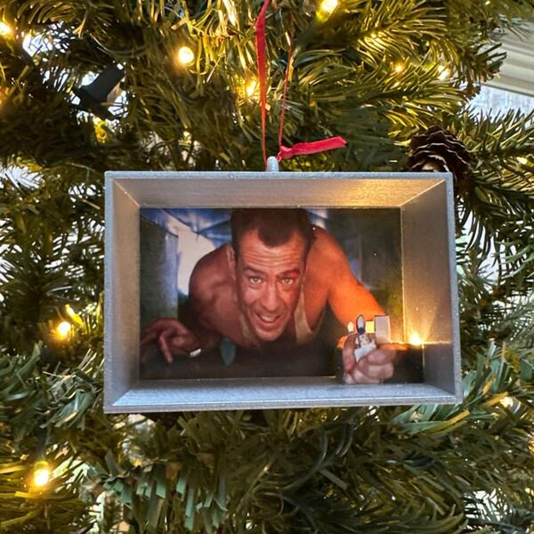 Die Hard John Mcclane Air Duct Christmas Tree Ornament - Etsy