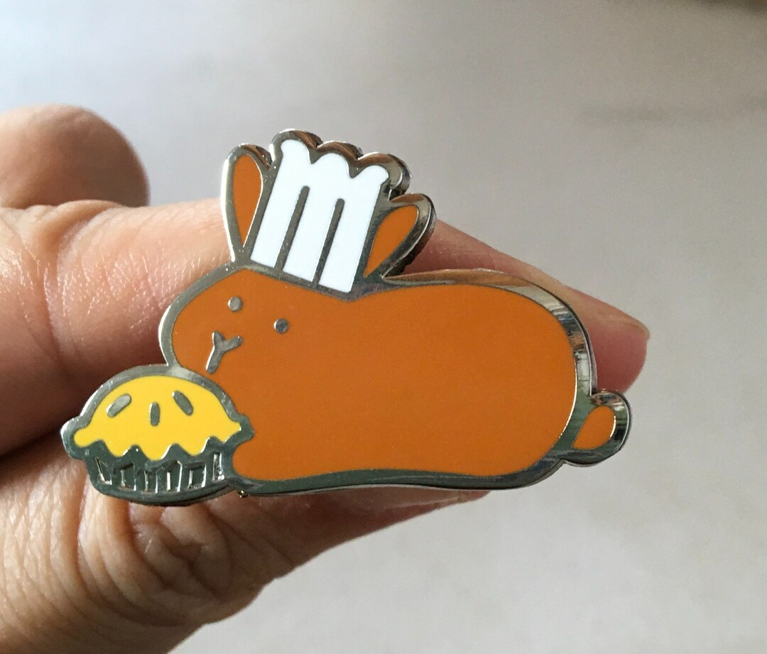 Baker Bunny Enamel Pin, Brown Rabbit Pin, Chef Bunny Pie Cute Pin - Etsy