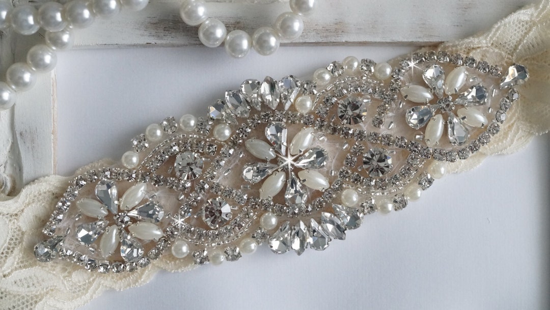 Wedding Garter, Bridal Garter, Vintage Wedding, Pearl Garter, Something ...