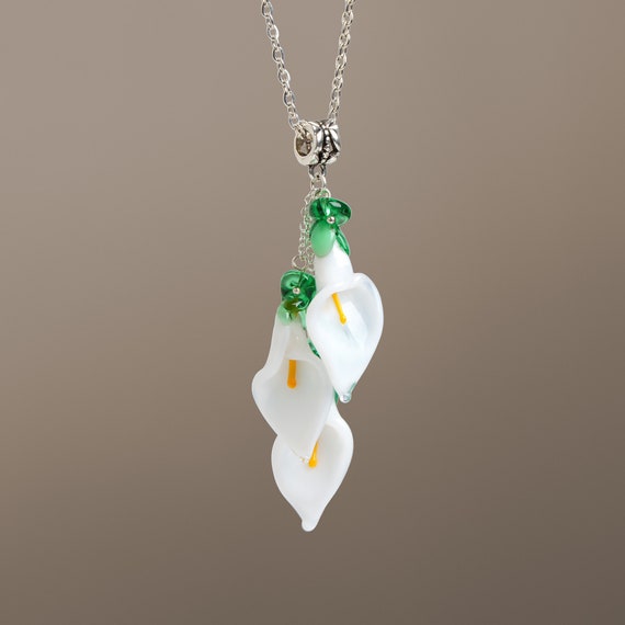 White Calla Lily Necklace Lily Flower Necklace Nature Inspired Necklace Blossom Necklace Floral Necklace White Flower Elegant Necklace Etsy