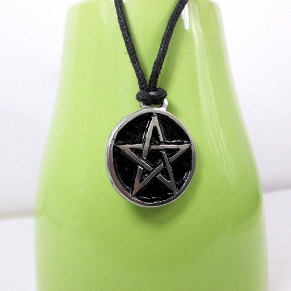 Five Pointed Star Necklace - Etsy