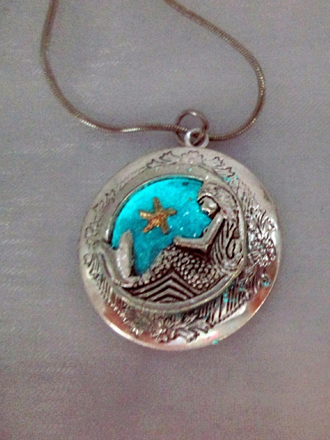 Magic Mermaid Necklace, Glow in the Dark Starfish Mermaid Locket ...