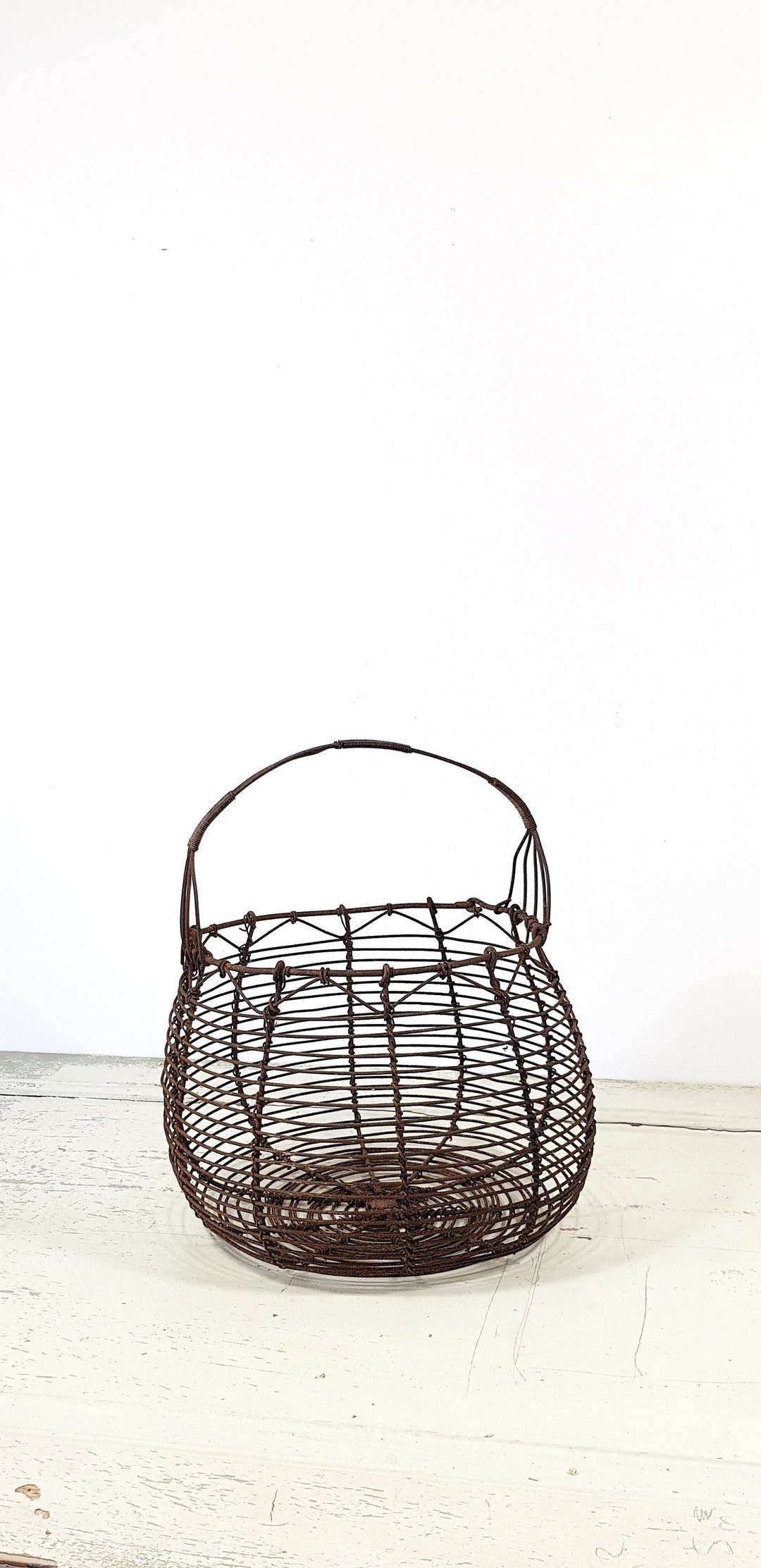 Rare Extra Large Wire Storage Basket With Handle, Antique Rare Extra Large Wire Storage Basket With Handle, Antique