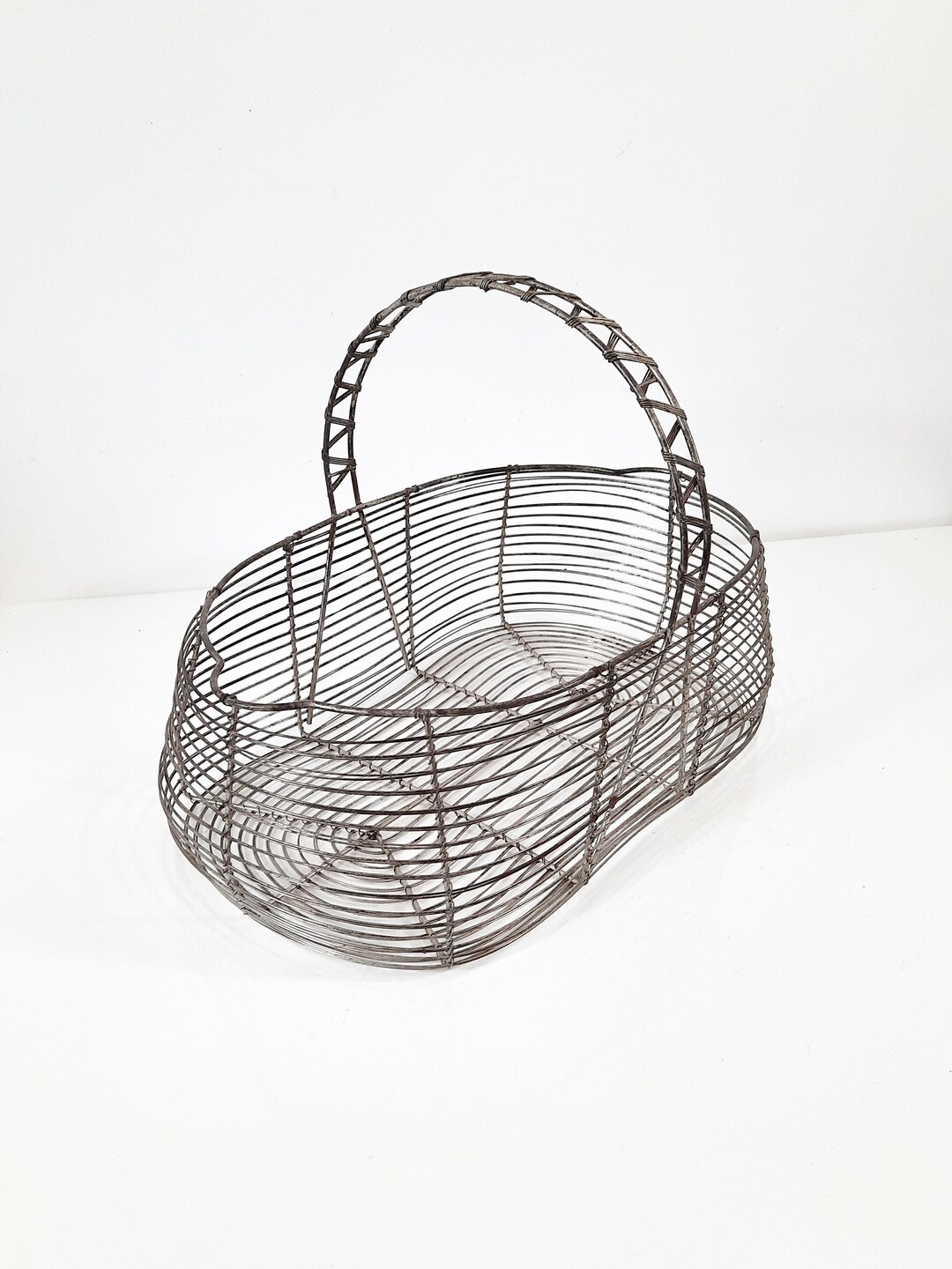Wire Egg Basket Vintage, Rustic Wire Art Work Basket French, Metal ...
