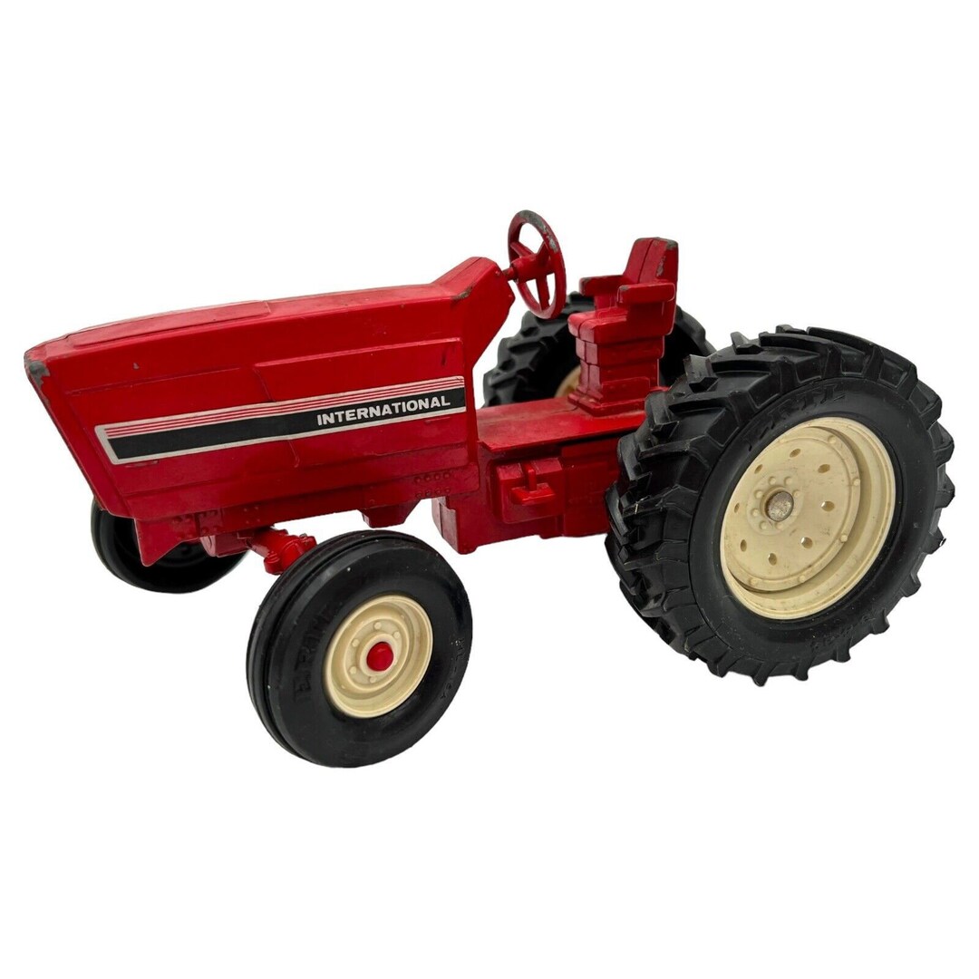 Vintage 1980s ERTL International Row Crop Red TRACTOR Die-cast Metal 1 ...