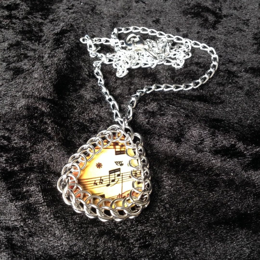 Plectrum Pendant Guitar Pick Pendant Chainmaille Wrapped Music Pendant ...
