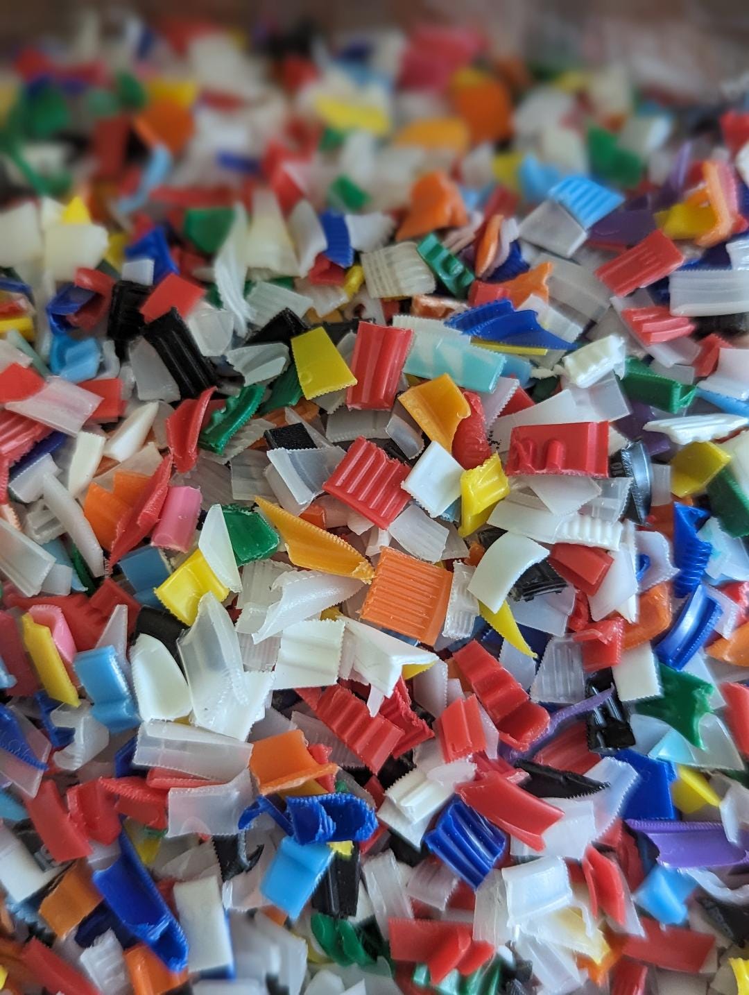 Shredded Plastic Caps Lids for Melt Art Craft Project Injection Molding ...