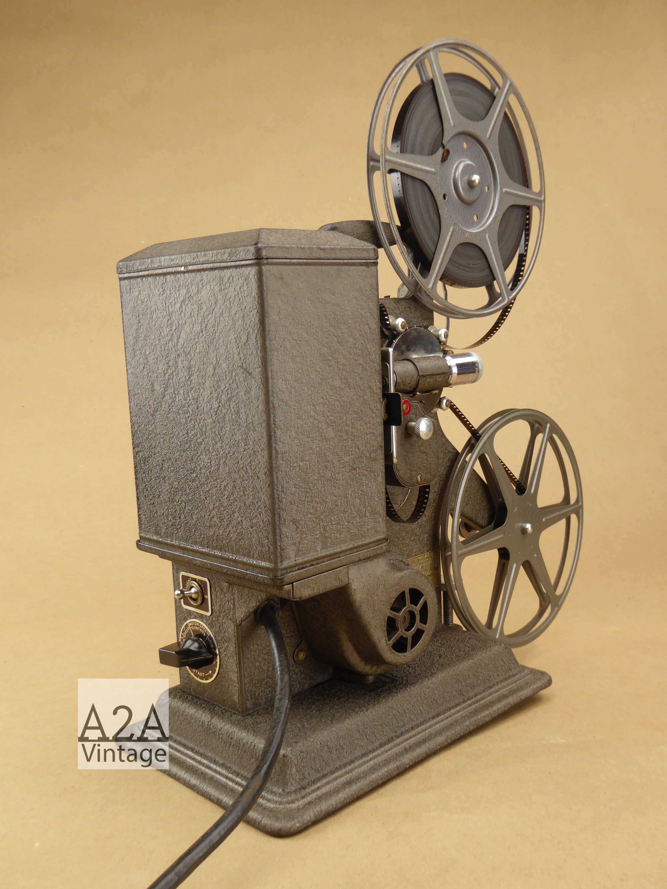 1940 M-8 Keystone 8mm Movie Projector 8mm Keystone Model M-8 Film ...
