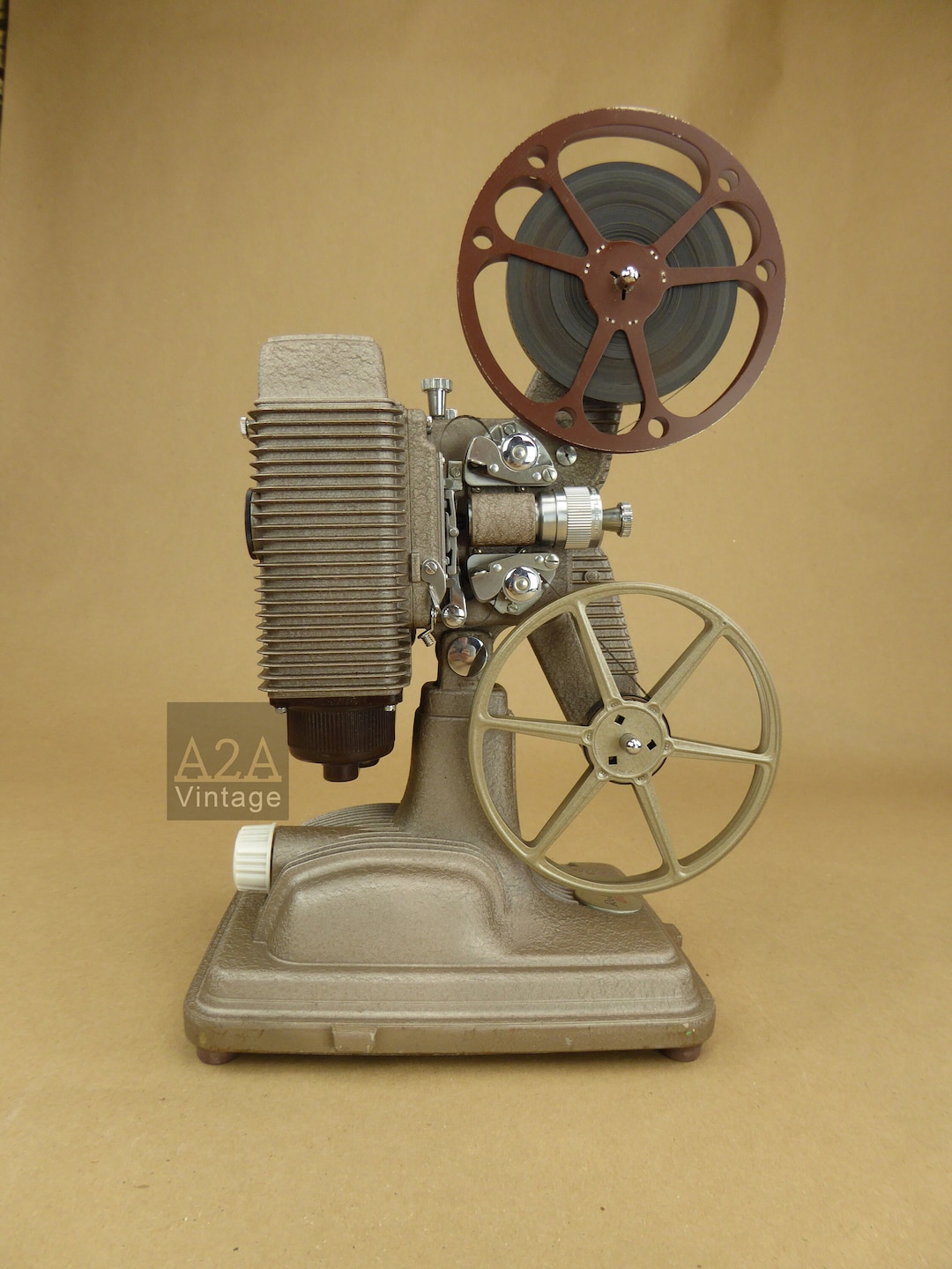 1951 2nd-gen REVERE Model 85 8mm Movie Film Projector W/larger Base - Etsy