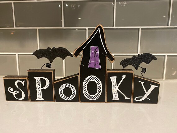 Vintage Spooky Sign Halloween - Etsy