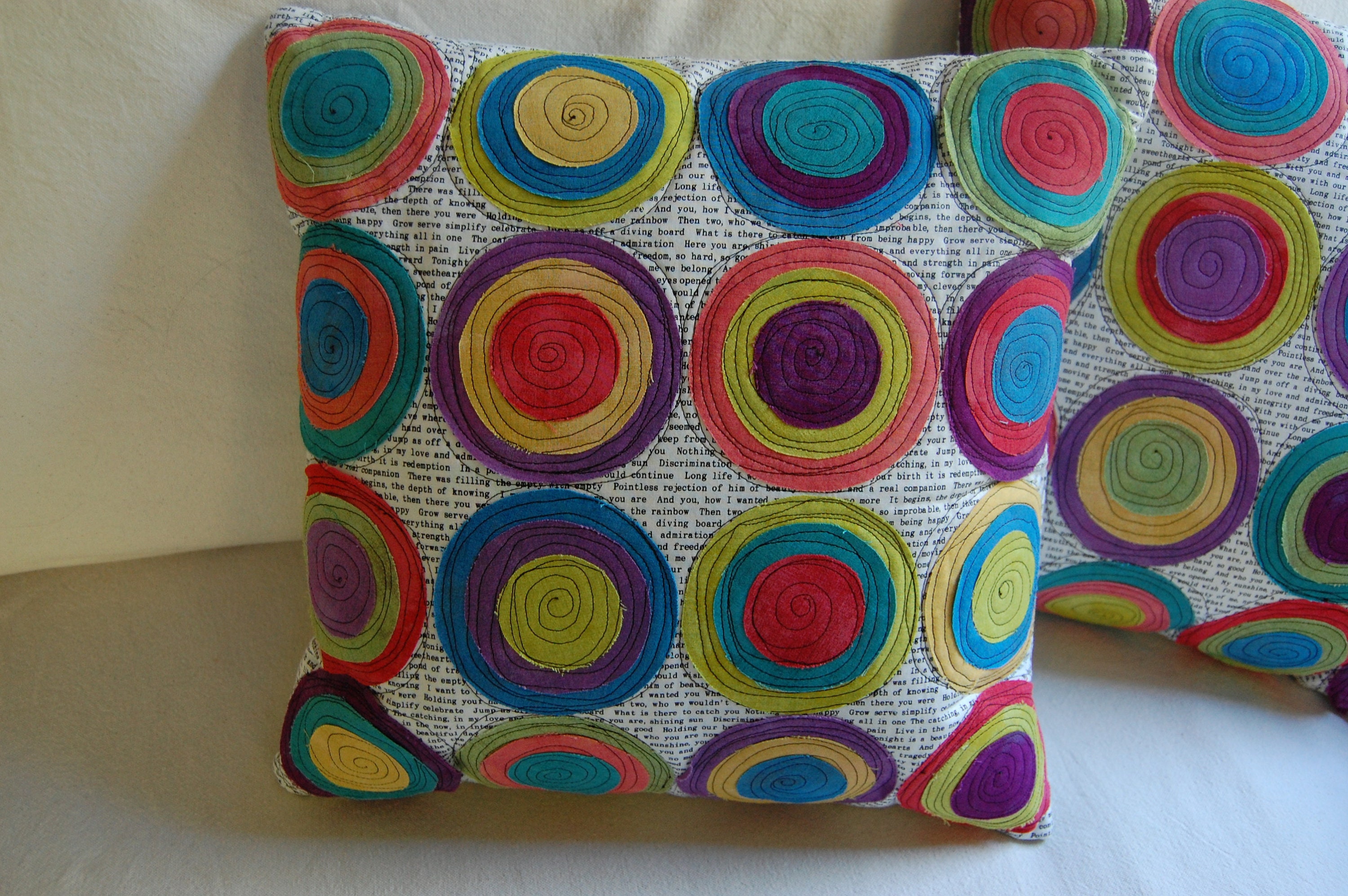 Free-form Circle Pillow - Etsy