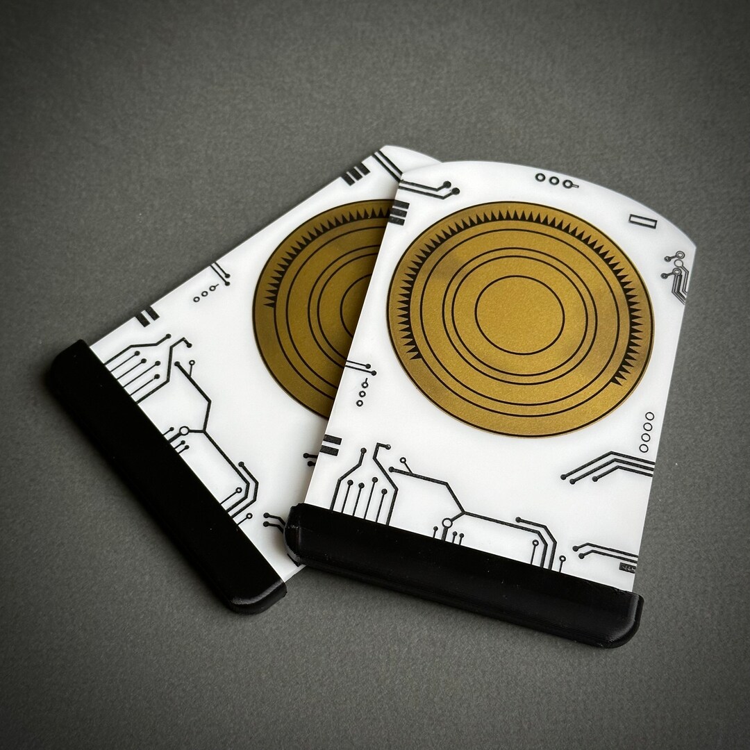 Data Card Cosplay/costume Prop - Inspired by Star Wars: the Mandalorian ...