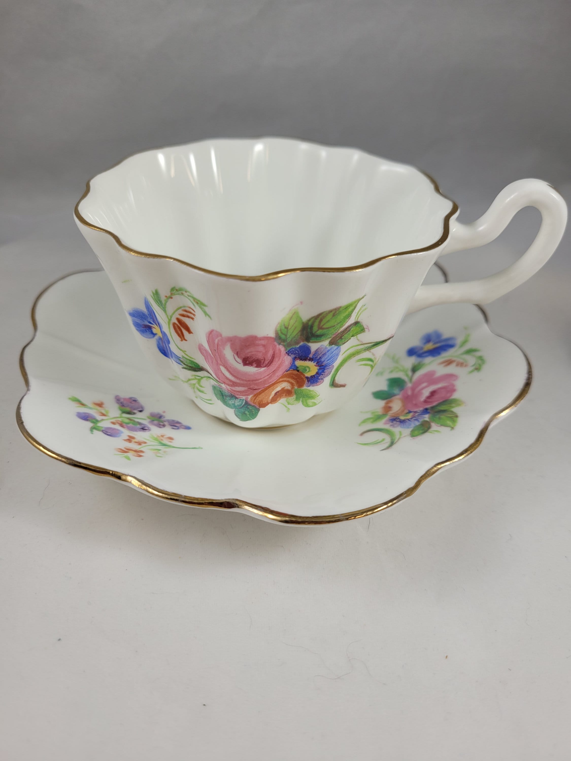 Royal Stuart Tea Cup and Saucer Floral Pattern Bone China Spencer ...