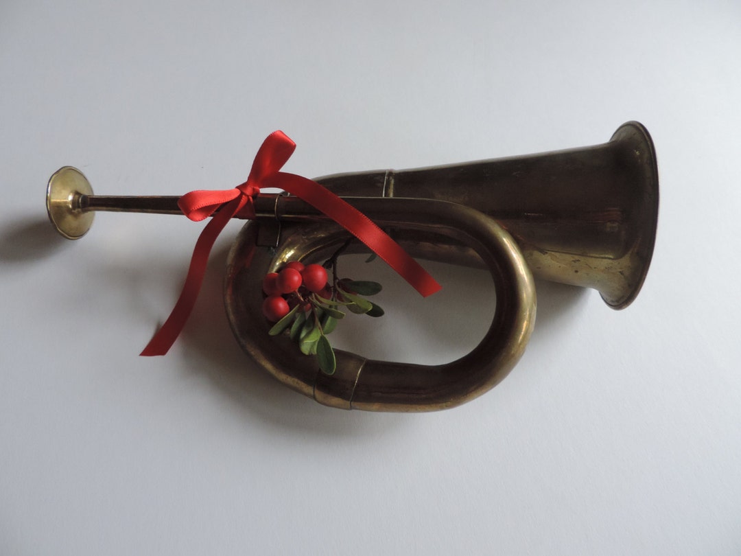 Vintage Brass Bugle Decor Holiday Decor Primitive Solid Brass Bugle - Etsy