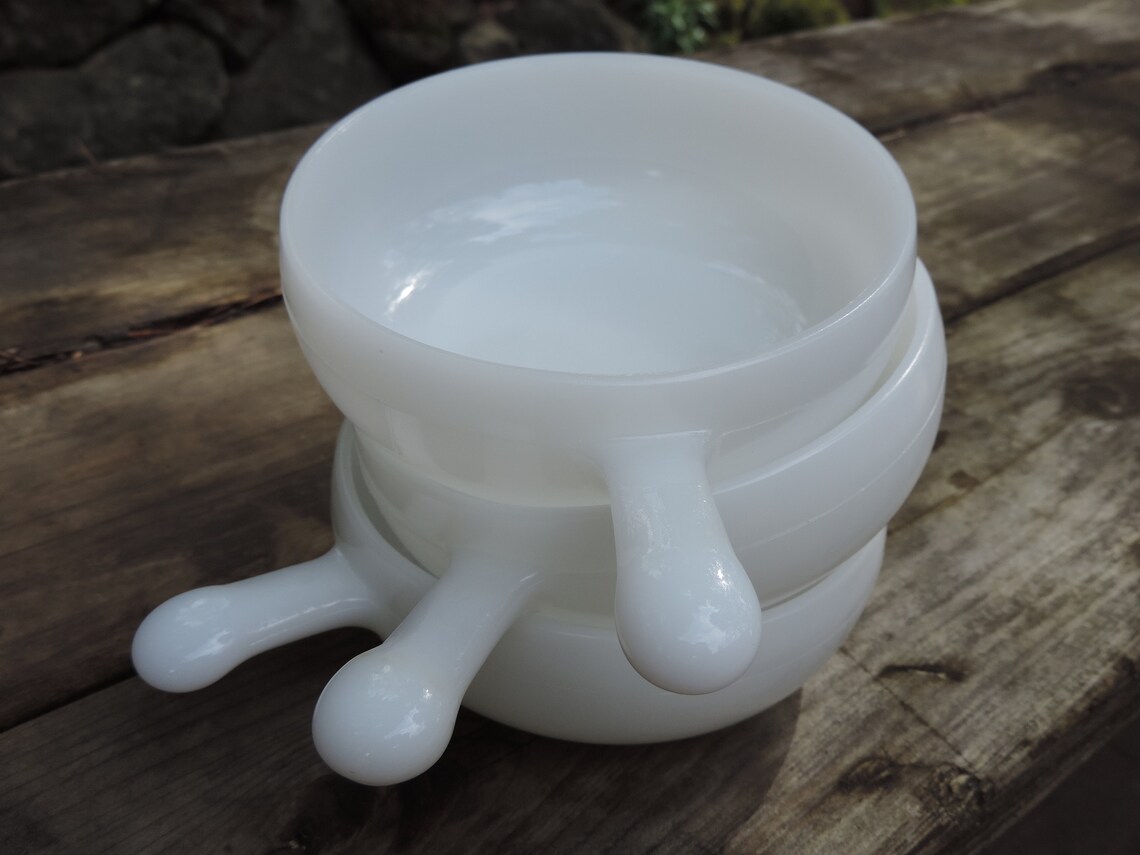 Vintage Milk Glass Soup Bowls Gumbo Bowls Set of Three Milk Glass Bowls ...
