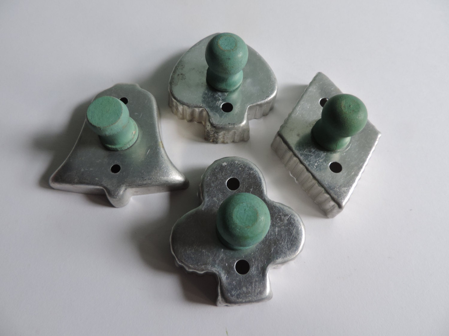 Vintage Cookie Cutters Green Wood Handle Aluminum Country Farmhouse ...