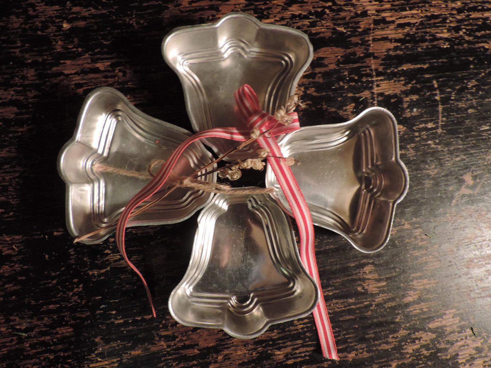 Vintage Cake Molds Bell Shaped Holiday Tins Jello Molds Set of - Etsy