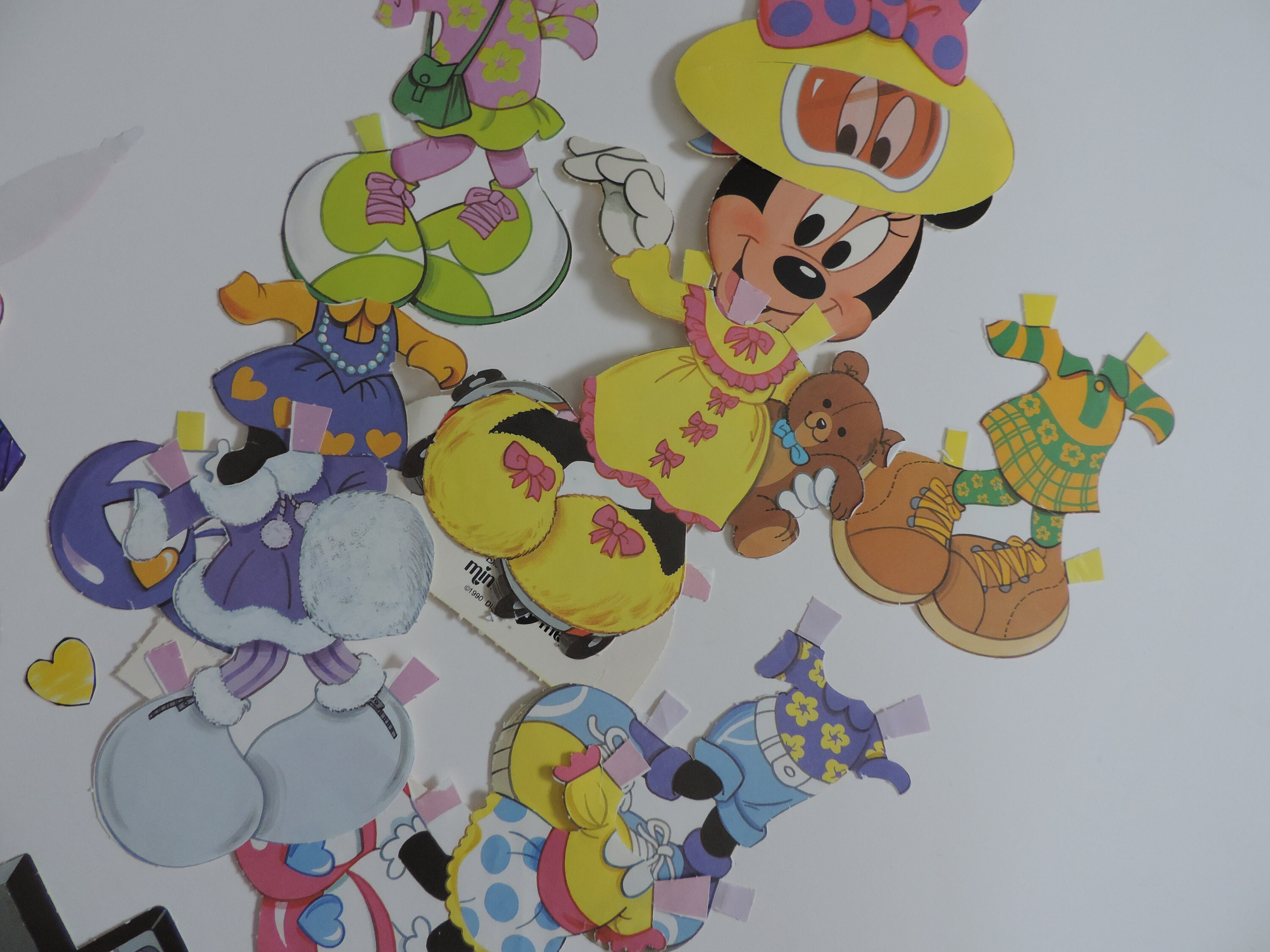 1990 Minnie Mouse Paper Dolls Disney's Minnie-n-me Collection Cut Out ...