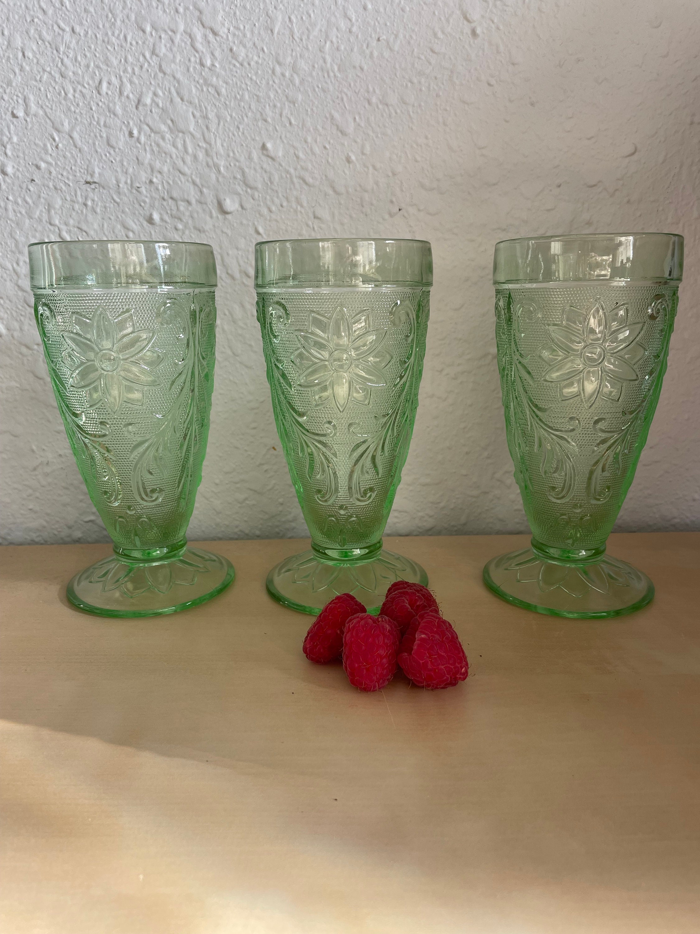 Vintage Tiara Chantilly Green Sandwich Indiana Glass Ice Tea Glasses ...