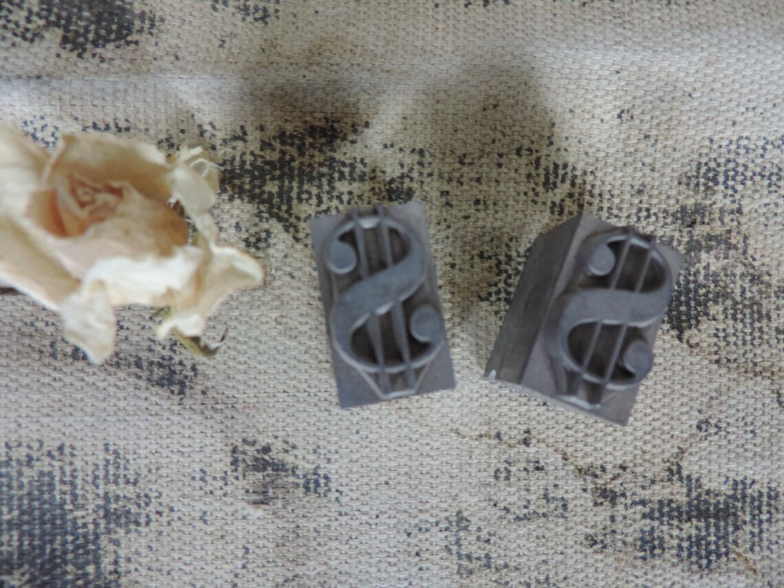 Vintage Block Letters Dollar Dollar Bill Signs 2 Typeface Metal ...