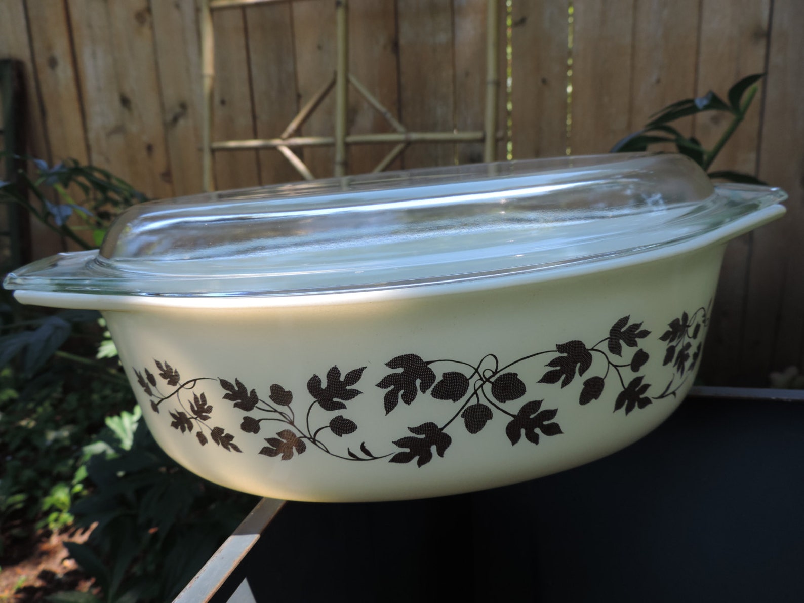 Vintage Pyrex Mid Century 2 1/2qt. Pyrex Golden Acorn Oval - Etsy
