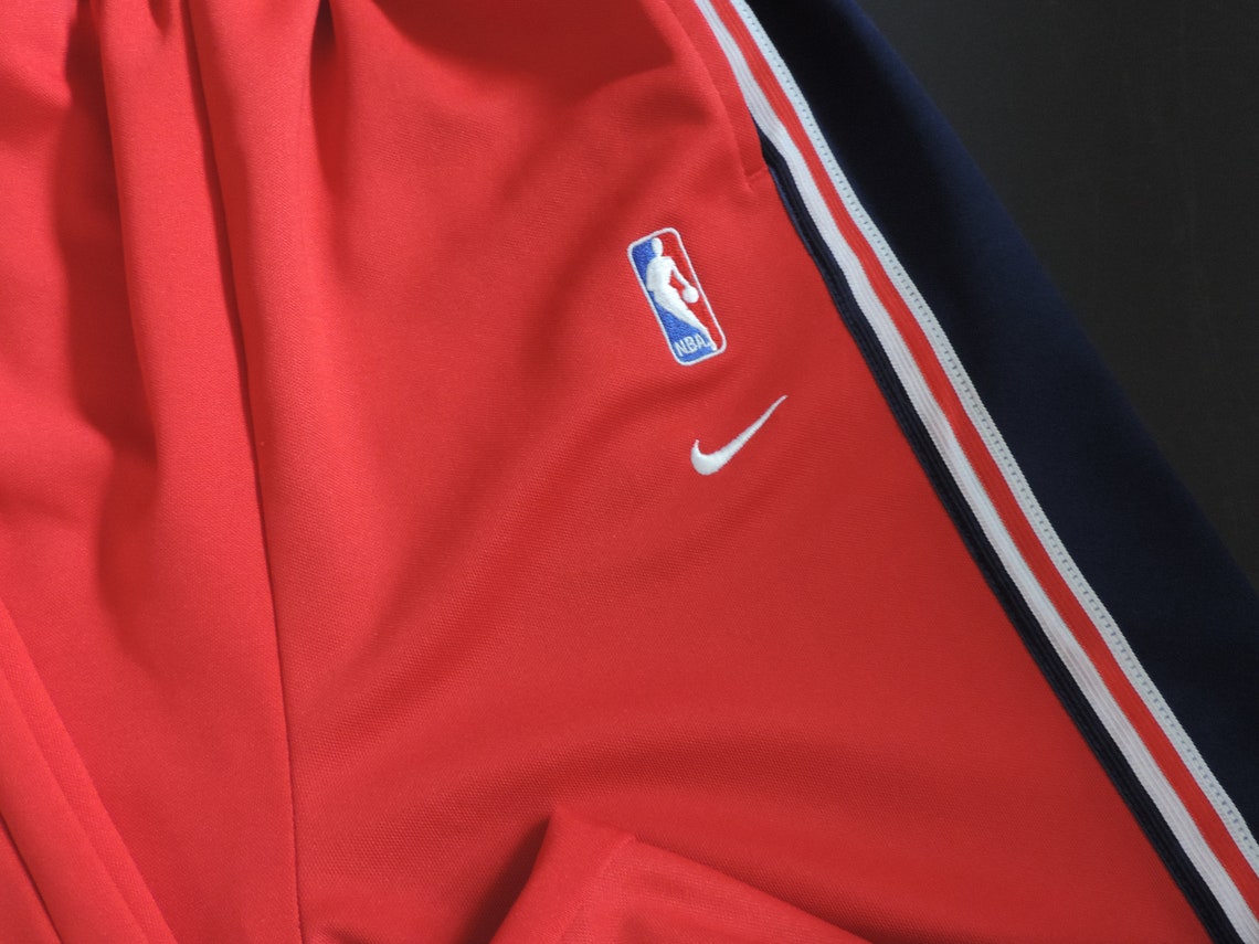 Vintage Detroit Piston Nike Basketball 1975 Team Throwback Poppers ...